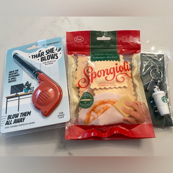 Starbucks | Kitchen | Bundle Kitchen Sponges Desktop Blower Starbucks ...